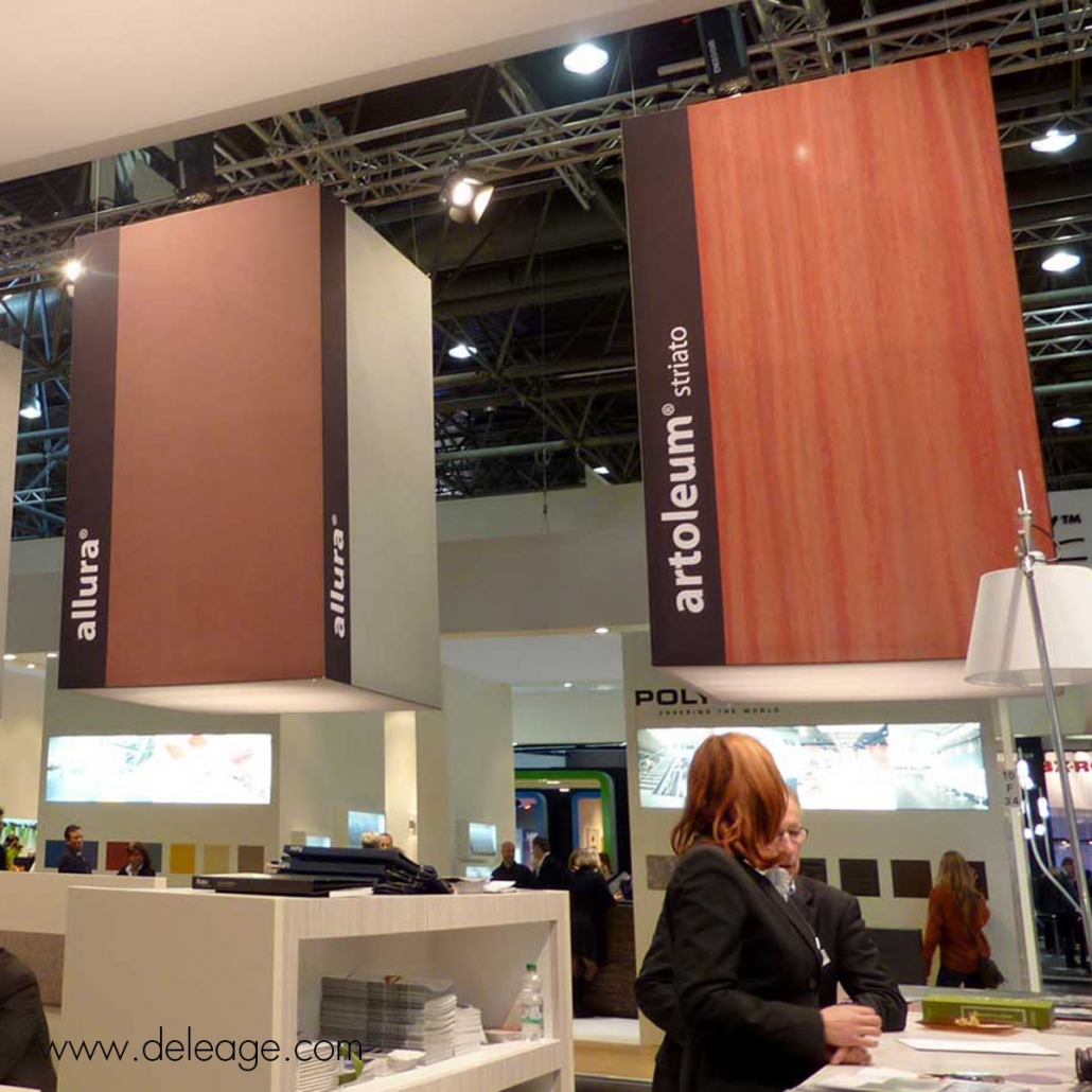 Enseigne de stand CUBE LUMINEUX Visuel tissu diffusant avec sous face ...