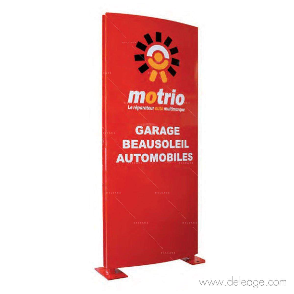 Totem publicitaire et enseigne extérieur - Store Deléage