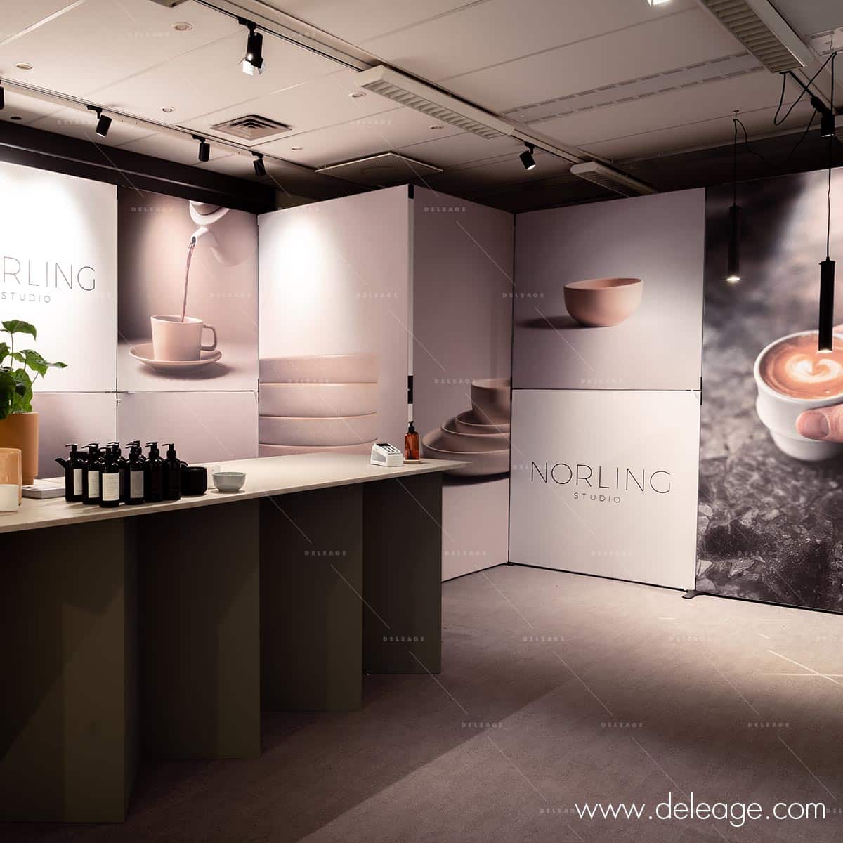 FLEXICADRE : système révolutionnaire de STAND PLIABLE