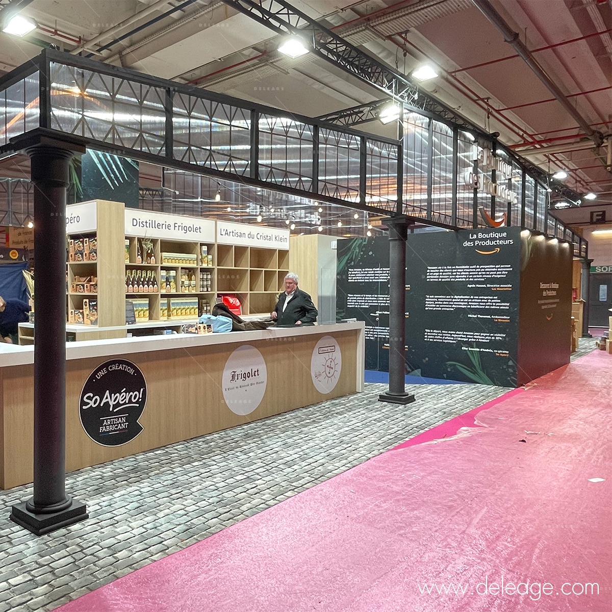 Reconstitution d'un décor avec impression sur Makrolon : Deléage