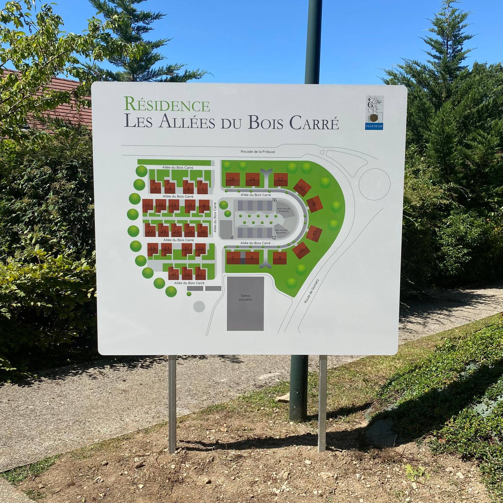 Réalisation d’un panneau de signalisation et d’orientation